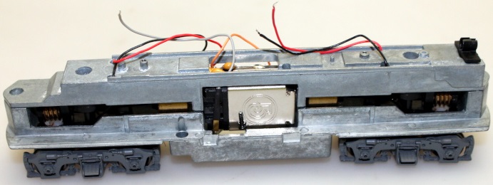 Loco Chassis w/o PCB-Gray Trucks ( HO GP40 ) [LC-60312-G] - $71.50 ...